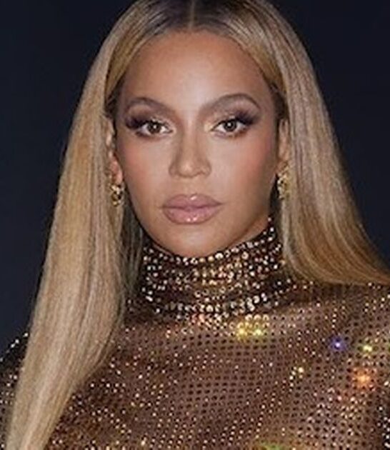 Beyonce Goes Braless For A Naughty Date Night Appearance By Wearing A