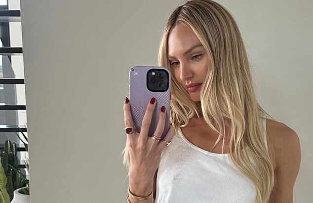 Ex Victorias Secret Angel Candice Swanepoel Flaunts Her Toned Abs In A