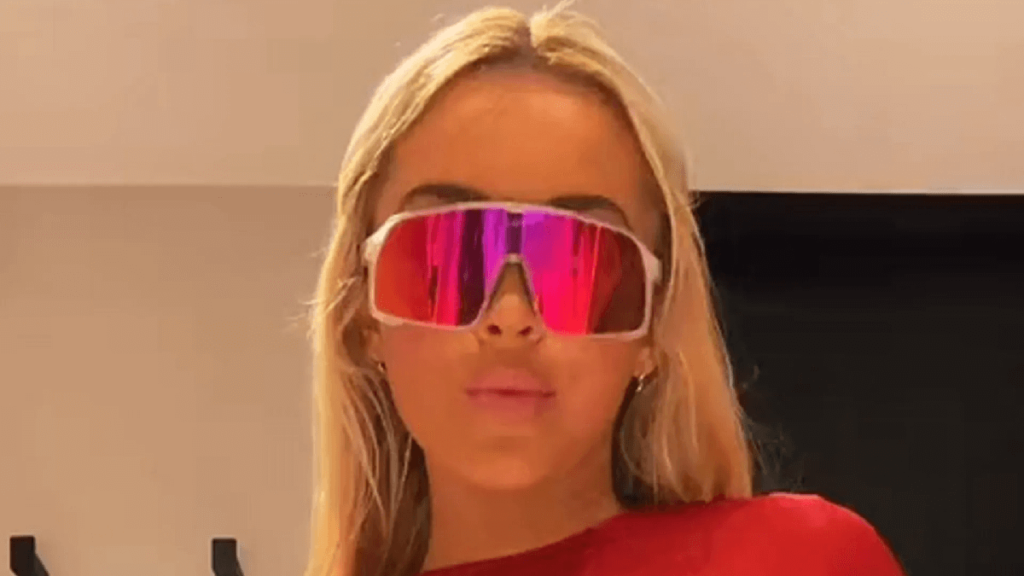 In A New Video Olivia Dunne Flaunts Her Flawless Physique In A Figure Hugging Crop Top